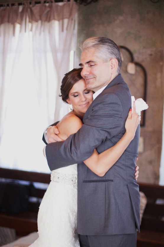 Romantic Skeleton Key Wedding in Texas | Bridal Musings