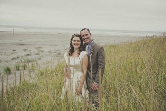 A Relaxed and Romantic Vintage Trailer Park Wedding | Bridal Musings