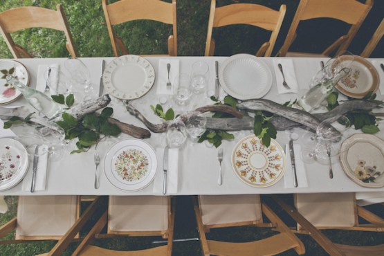 A Relaxed and Romantic Vintage Trailer Park Wedding | Bridal Musings