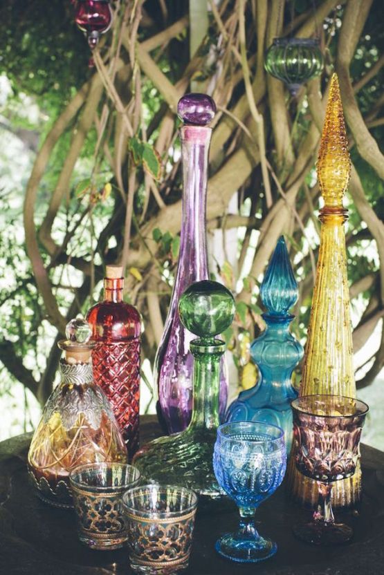 Trend Alert: Using Colourful Glassware for Your Wedding