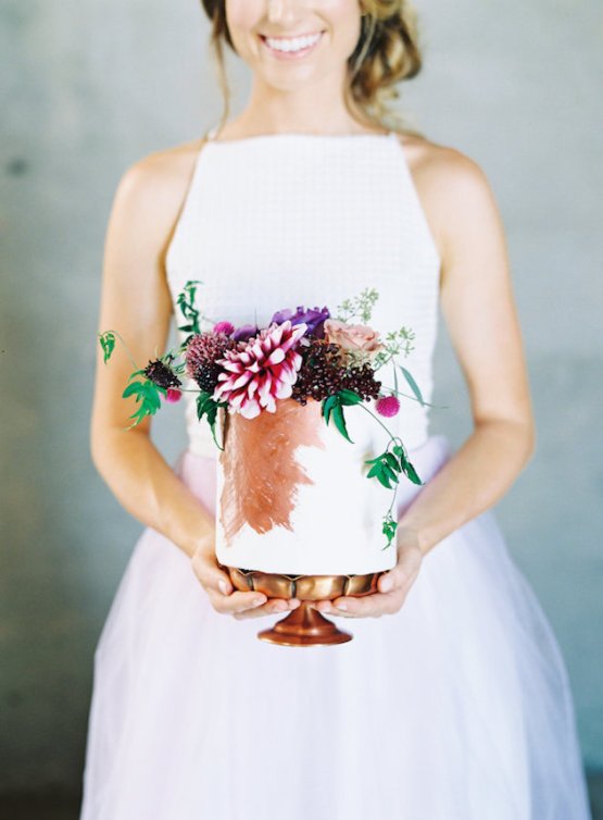 Trend Alert: 25 Gorgeous Ideas for Single Tier Wedding Cakes