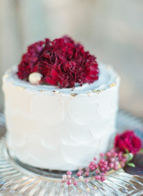 Trend Alert: 25 Gorgeous Ideas for Single Tier Wedding Cakes