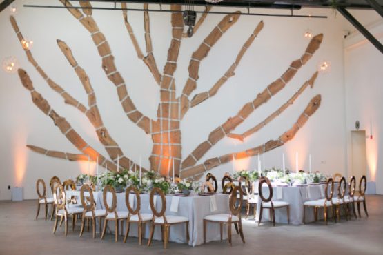 21st Century Love: Elegant Tech Wedding Inspiration