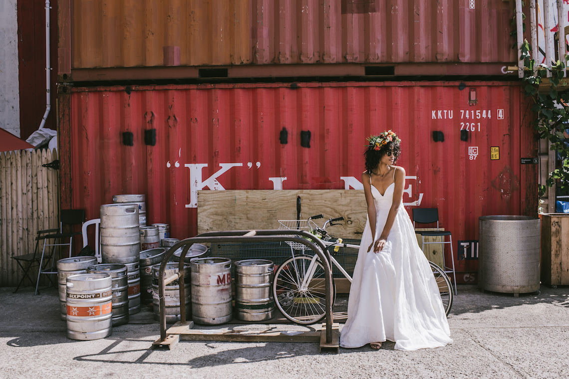 This tropical Brooklyn photoshoot is why we love bridal separates so much!